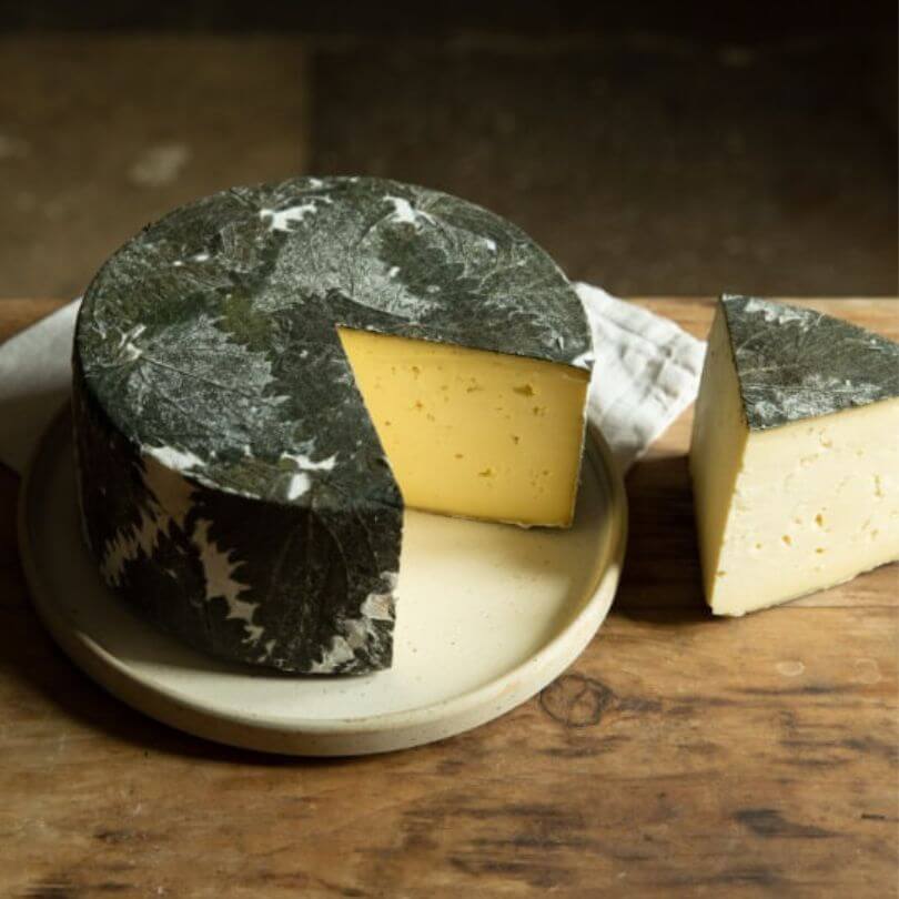 Baby Garlic Yarg Round | Yarg Round | Nettle Wrapped Yarg | Christmas ...